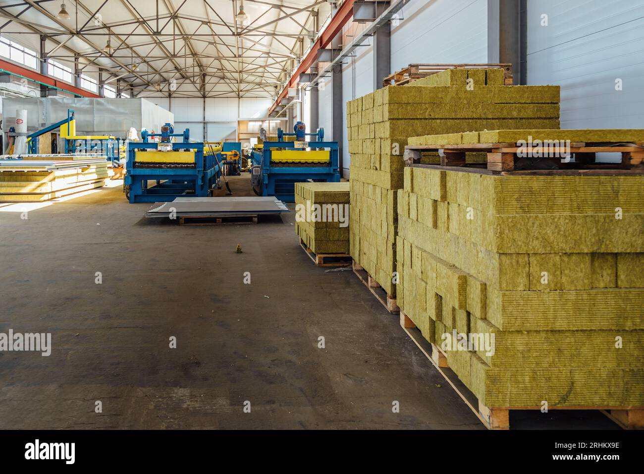 Sandwich panels -Fotos und -Bildmaterial in hoher Auflösung – Alamy