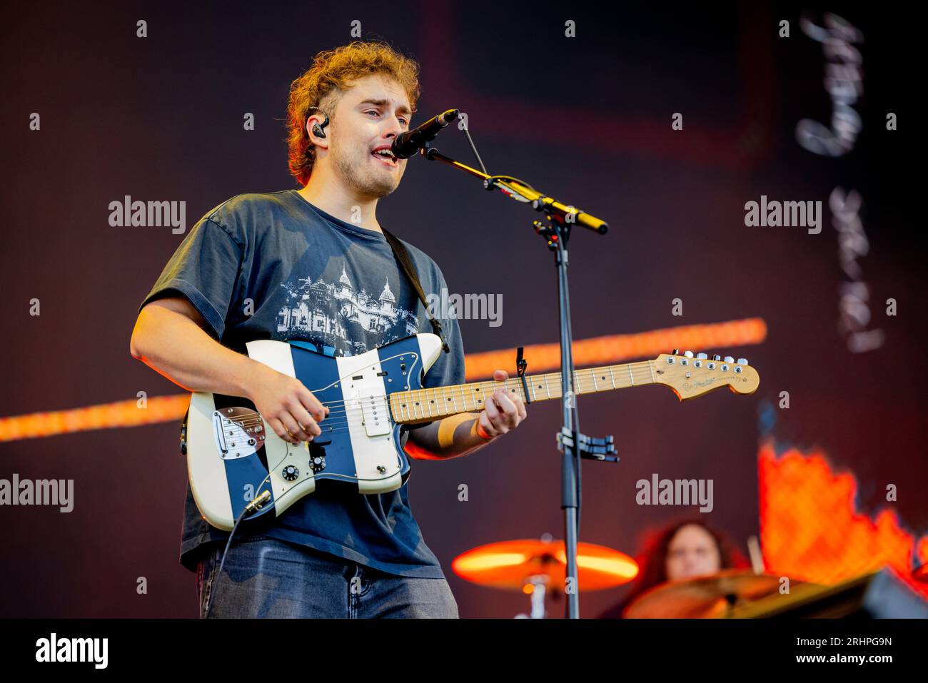 Sam fender bandmitglieder -Fotos und -Bildmaterial in hoher Auflösung ...
