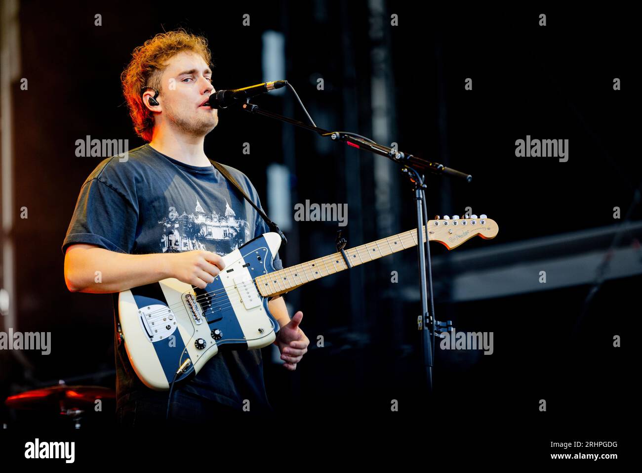 Sam fender bandmitglieder -Fotos und -Bildmaterial in hoher Auflösung ...