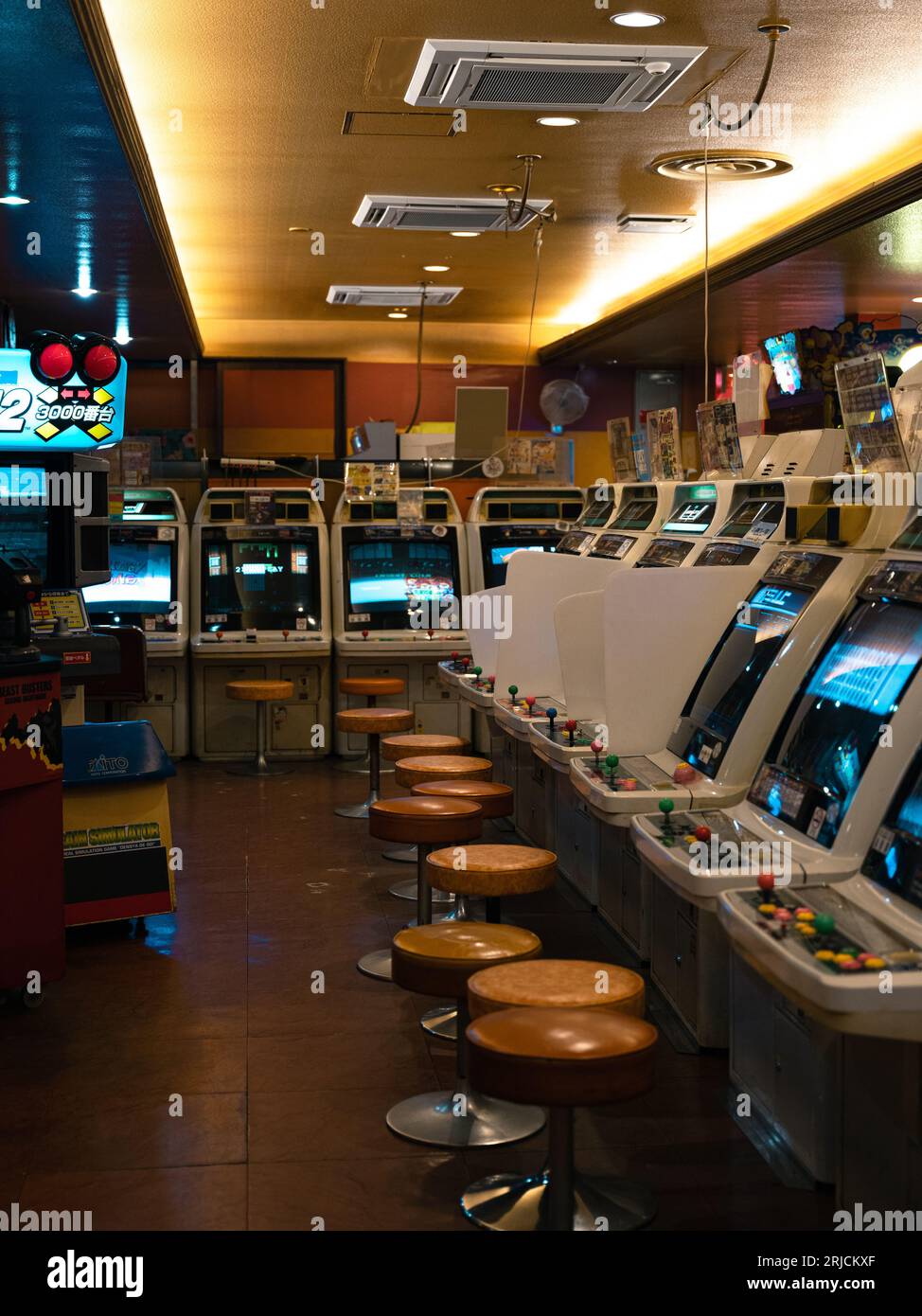 Vintage arcade spiele -Fotos und -Bildmaterial in hoher Auflösung ...