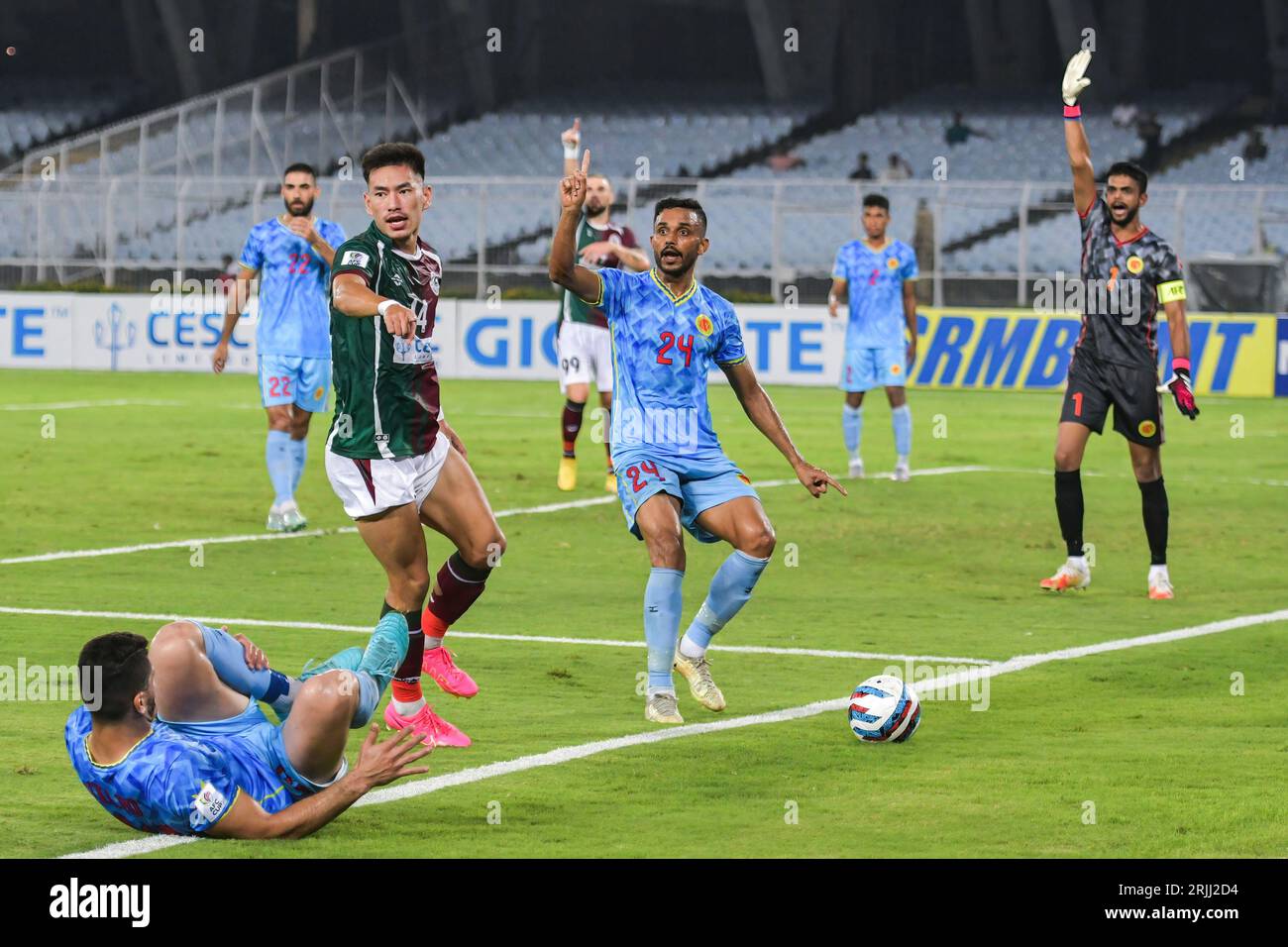 Mohun bagan super giant und abahani dhaka -Fotos und -Bildmaterial in ...
