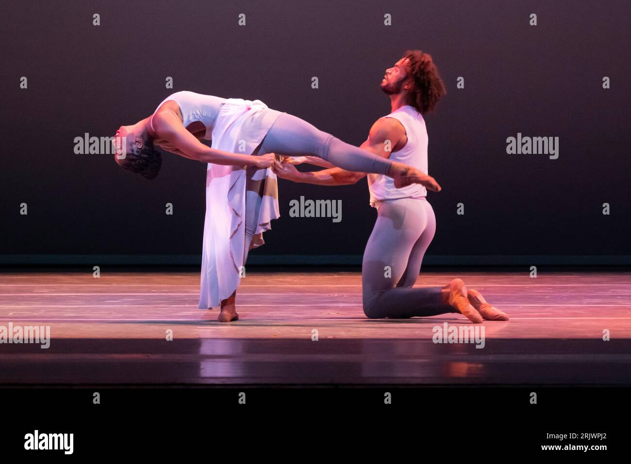 Edinburgh, Großbritannien. August 2023. Das Alvin Ailey American Dance ...