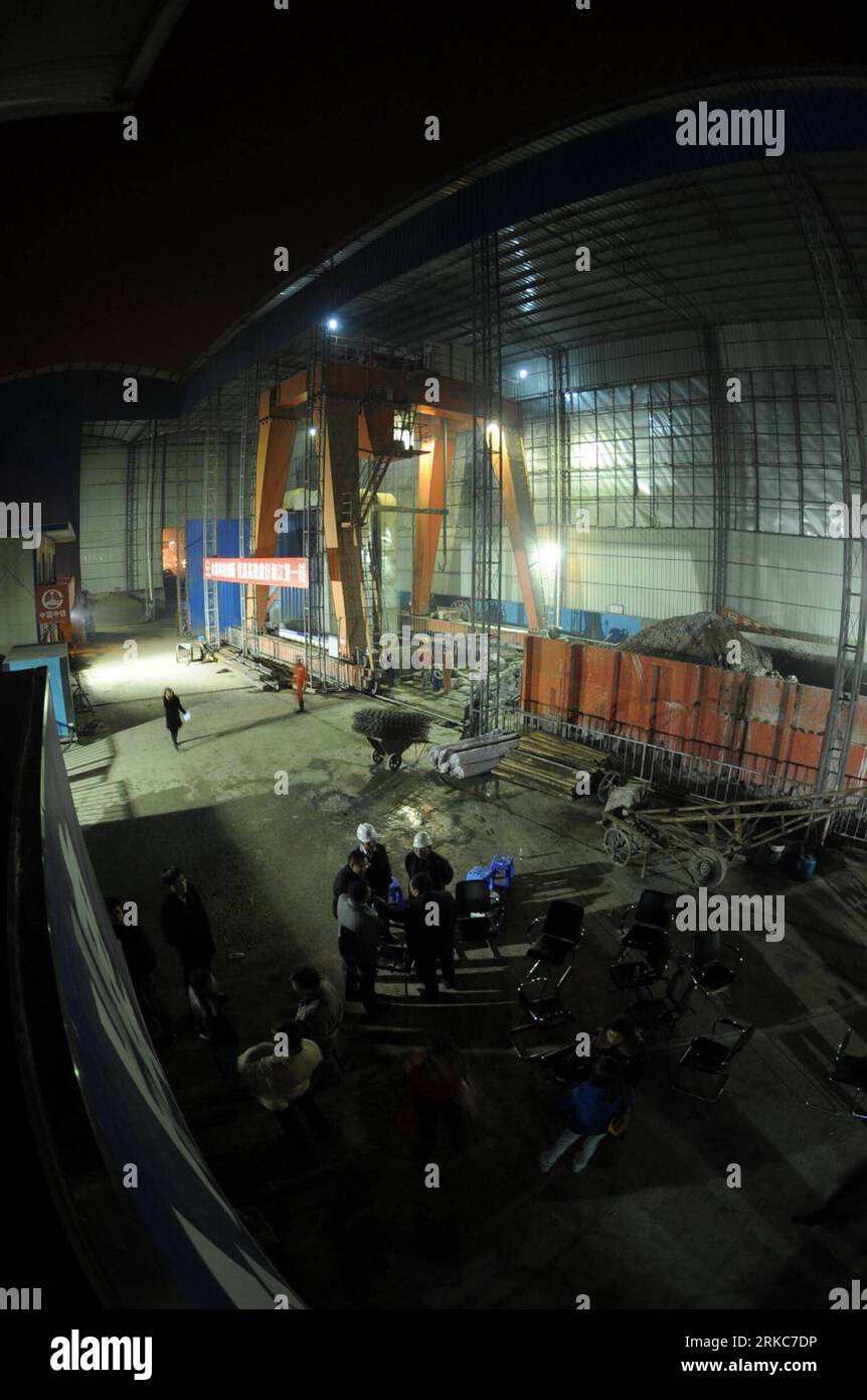 Grotta di allevamento in costruzione -Fotos und -Bildmaterial in hoher Auflösung – Alamy