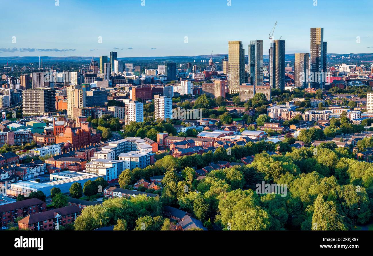 Manchester vereint von oben -Fotos und -Bildmaterial in hoher Auflösung ...