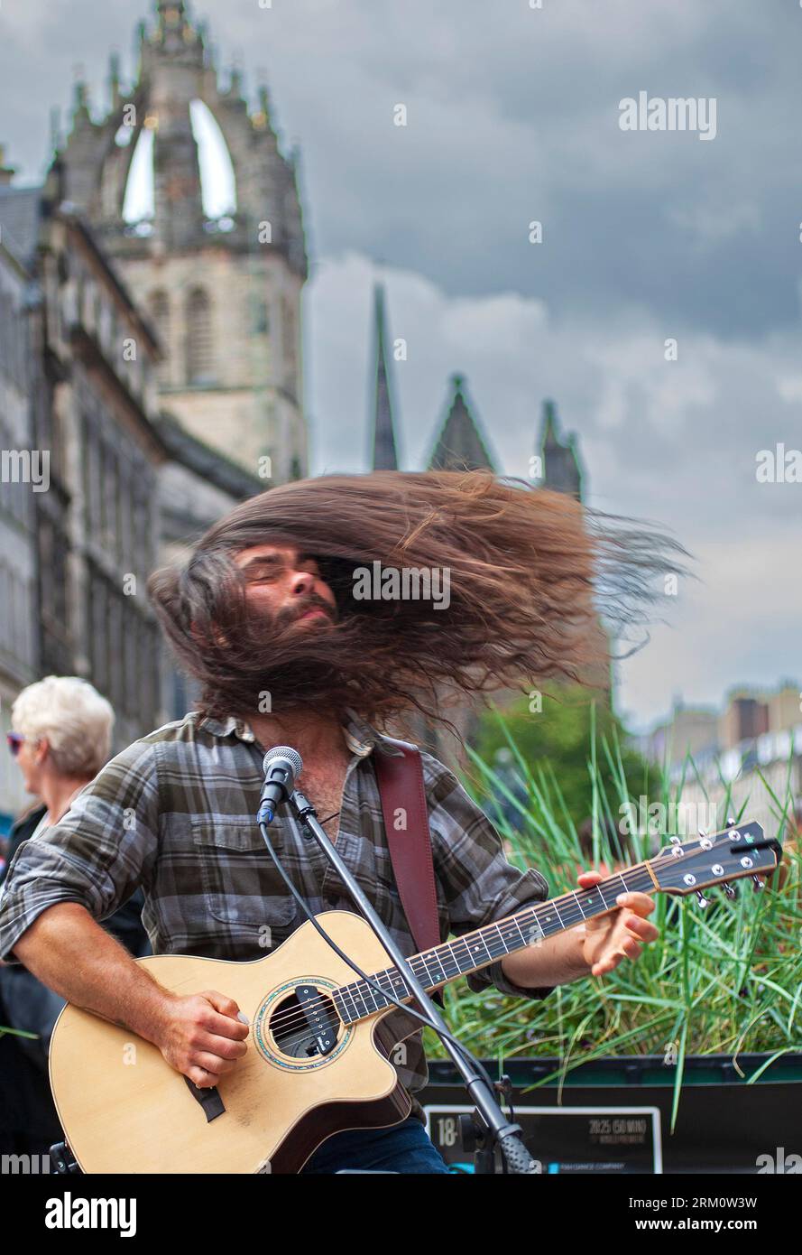 Musician pictured -Fotos und -Bildmaterial in hoher Auflösung – Alamy