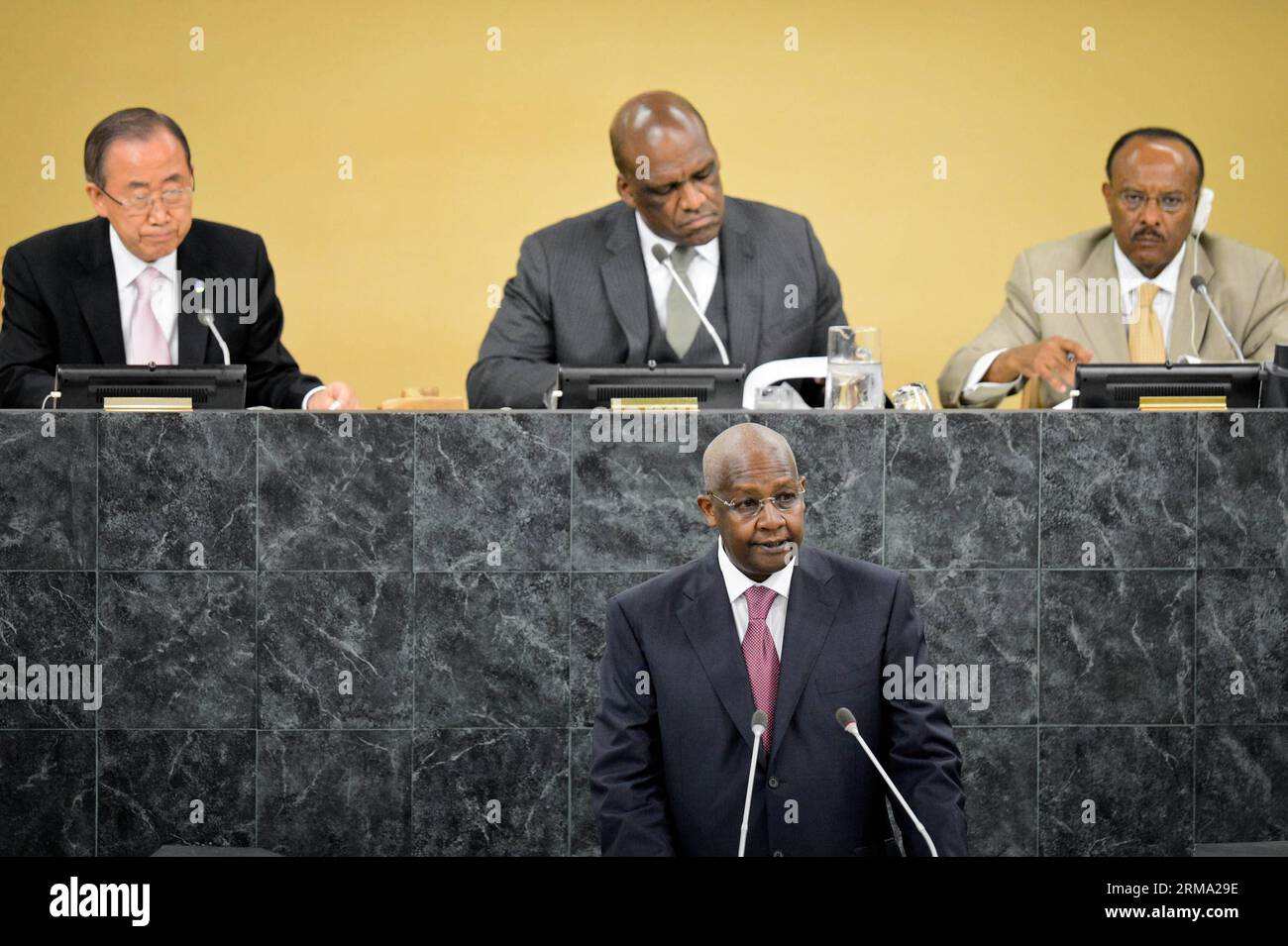 (140611) -- NEW YORK, June 11, 2014 (Xinhua) -- Ugandan Foreign ...