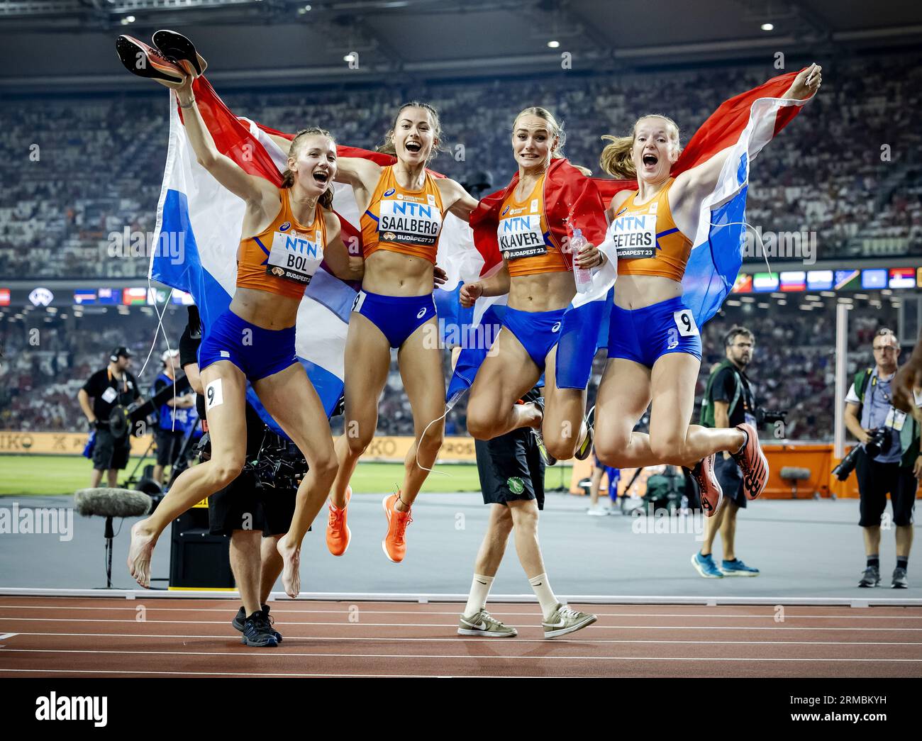 BUDAPEST - 27.08.2023, Lieke Klaver, Eveline Saalberg, Cathelijn ...