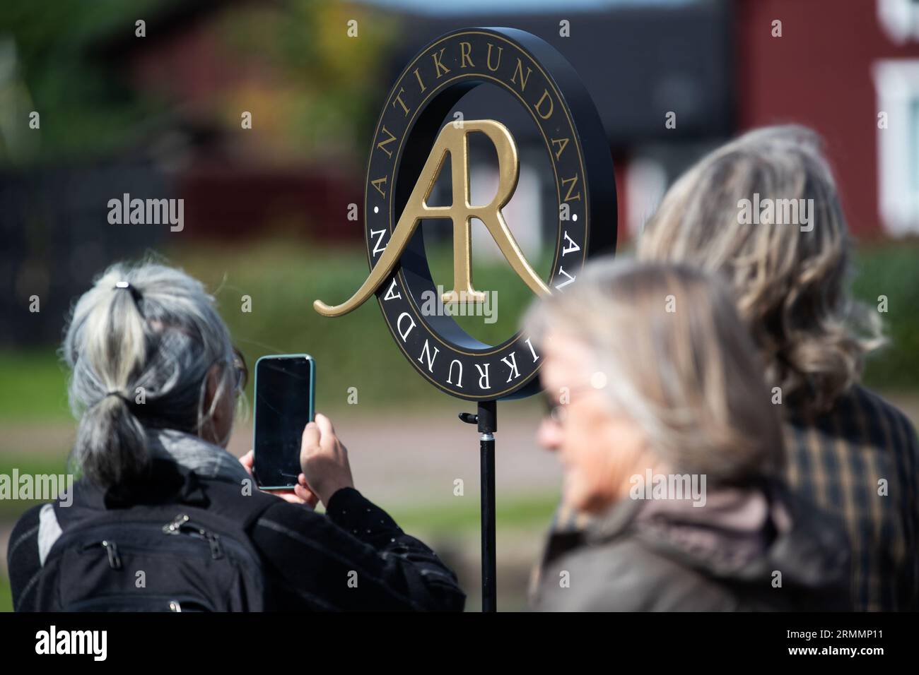 Antikrundan logo -Fotos und -Bildmaterial in hoher Auflösung – Alamy