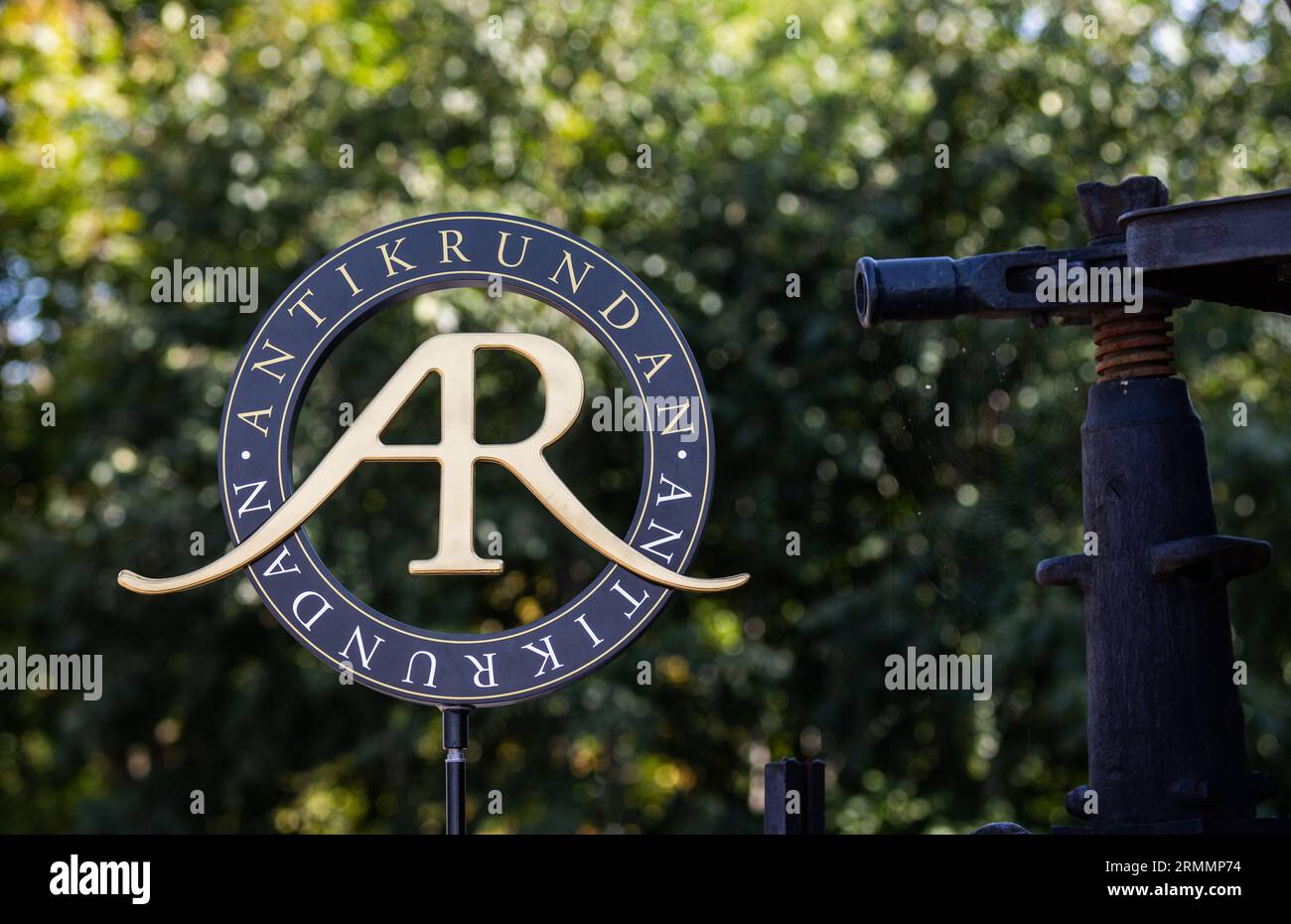Antikrundan emblem -Fotos und -Bildmaterial in hoher Auflösung – Alamy