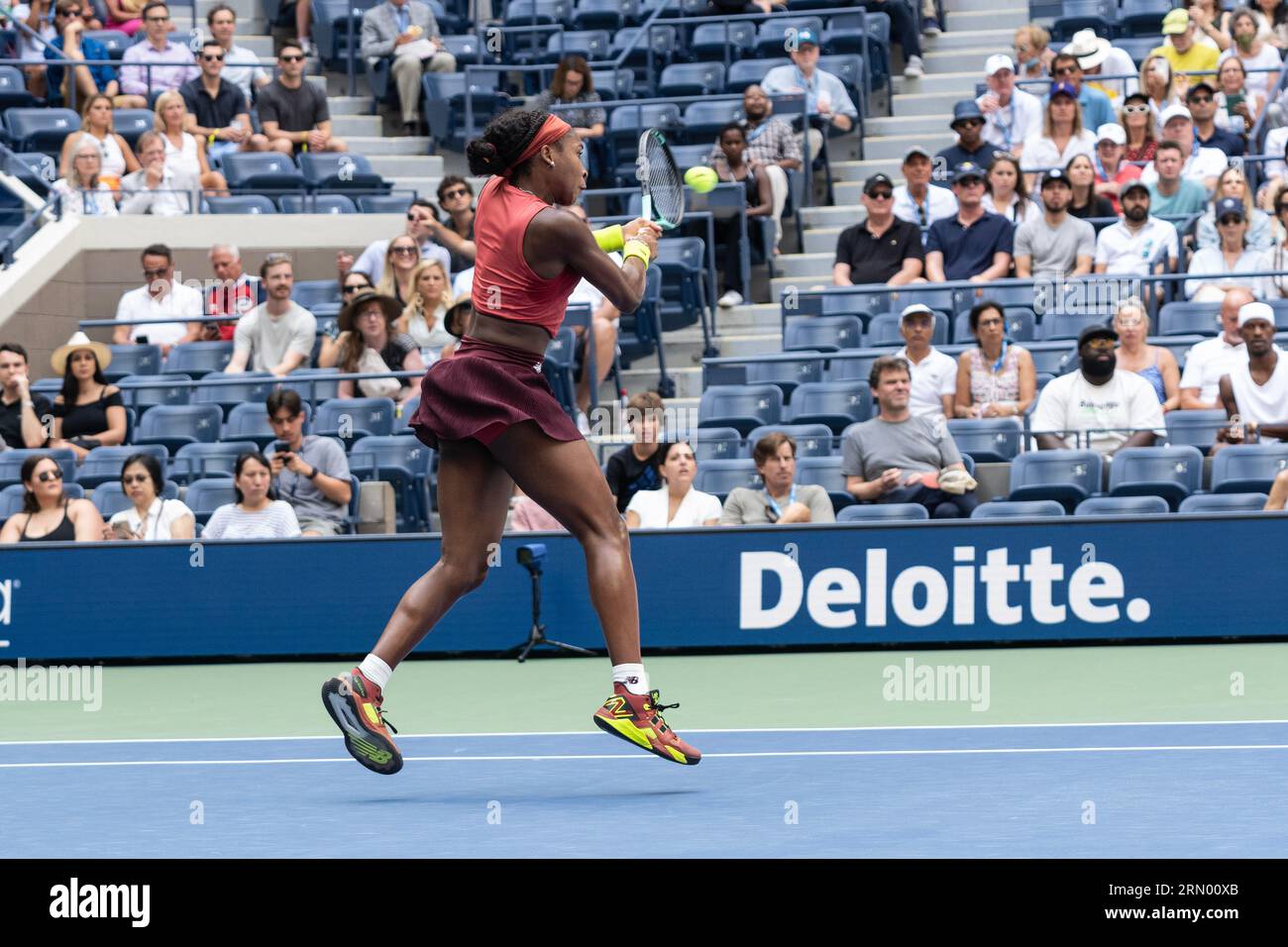 Coco gauff mirra andreeva -Fotos und -Bildmaterial in hoher Auflösung – Alamy