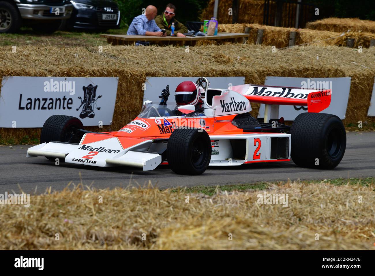 Lukas Halusa, McLaren-Cosworth M23, 60 Jahre McLaren Racing, eine ...