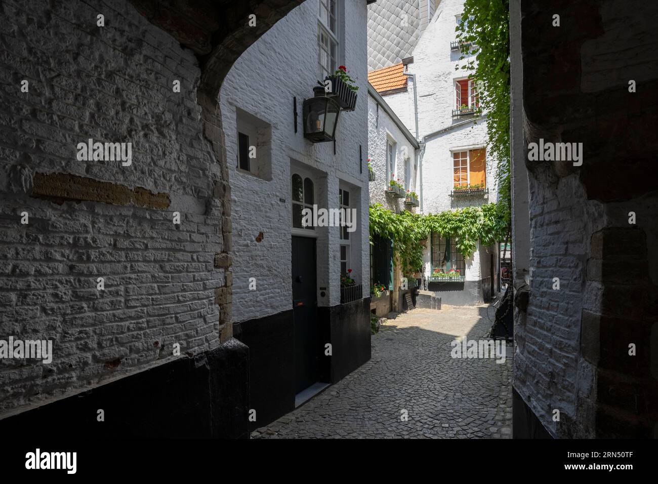 Antwerpen vlaeykensgang -Fotos und -Bildmaterial in hoher Auflösung – Alamy