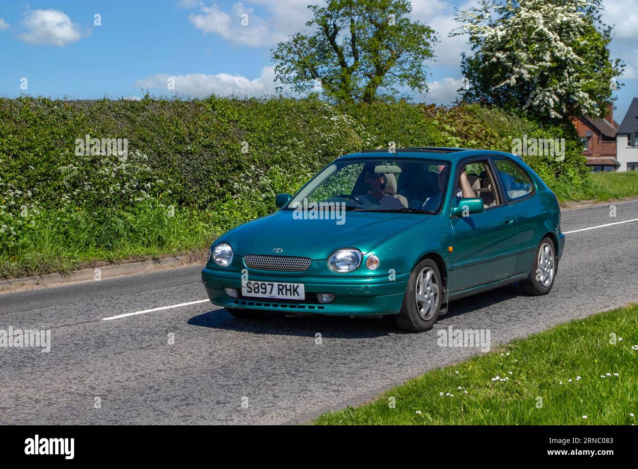 Oldtimer toyota corolla -Fotos und -Bildmaterial in hoher Auflösung – Alamy