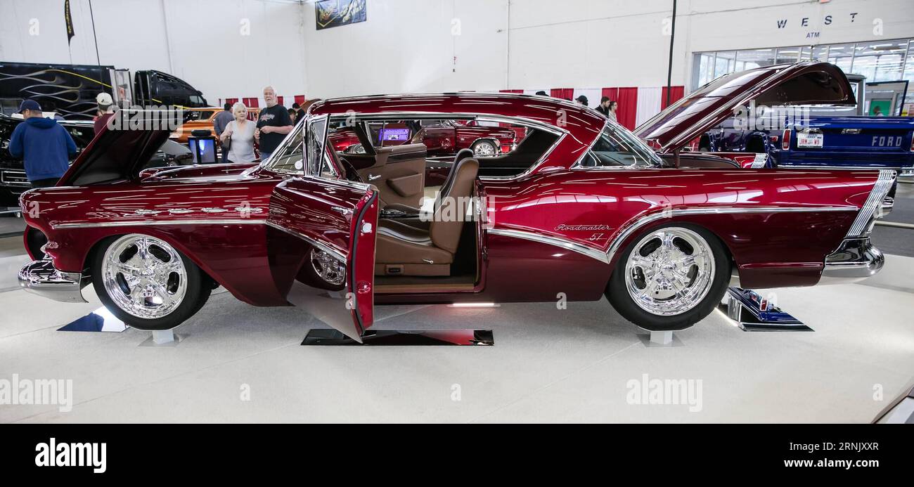 Ein Auto ist auf der 57th O Reilly Auto Parts AutoRama in Dallas, Texas ...
