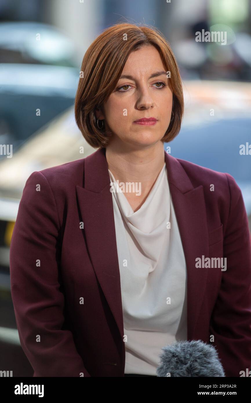 Bridget phillipson bbc interview -Fotos und -Bildmaterial in hoher ...