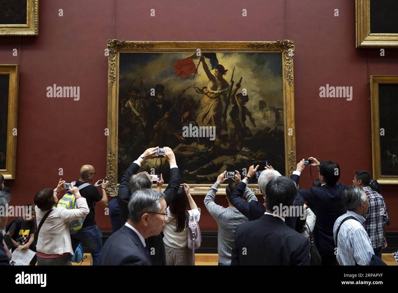190517 -- PEKING, 17. Mai 2019 Xinhua -- Menschen machen Fotos von La ...