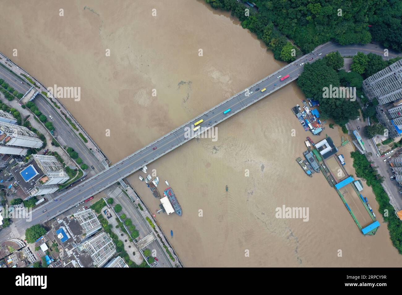 China guangxi wuzhou flod -Fotos und -Bildmaterial in hoher Auflösung ...