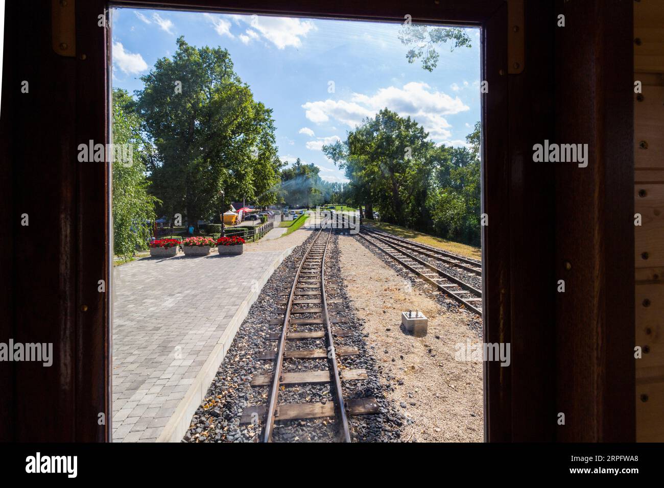 Kastely bahnhof -Fotos und -Bildmaterial in hoher Auflösung – Alamy