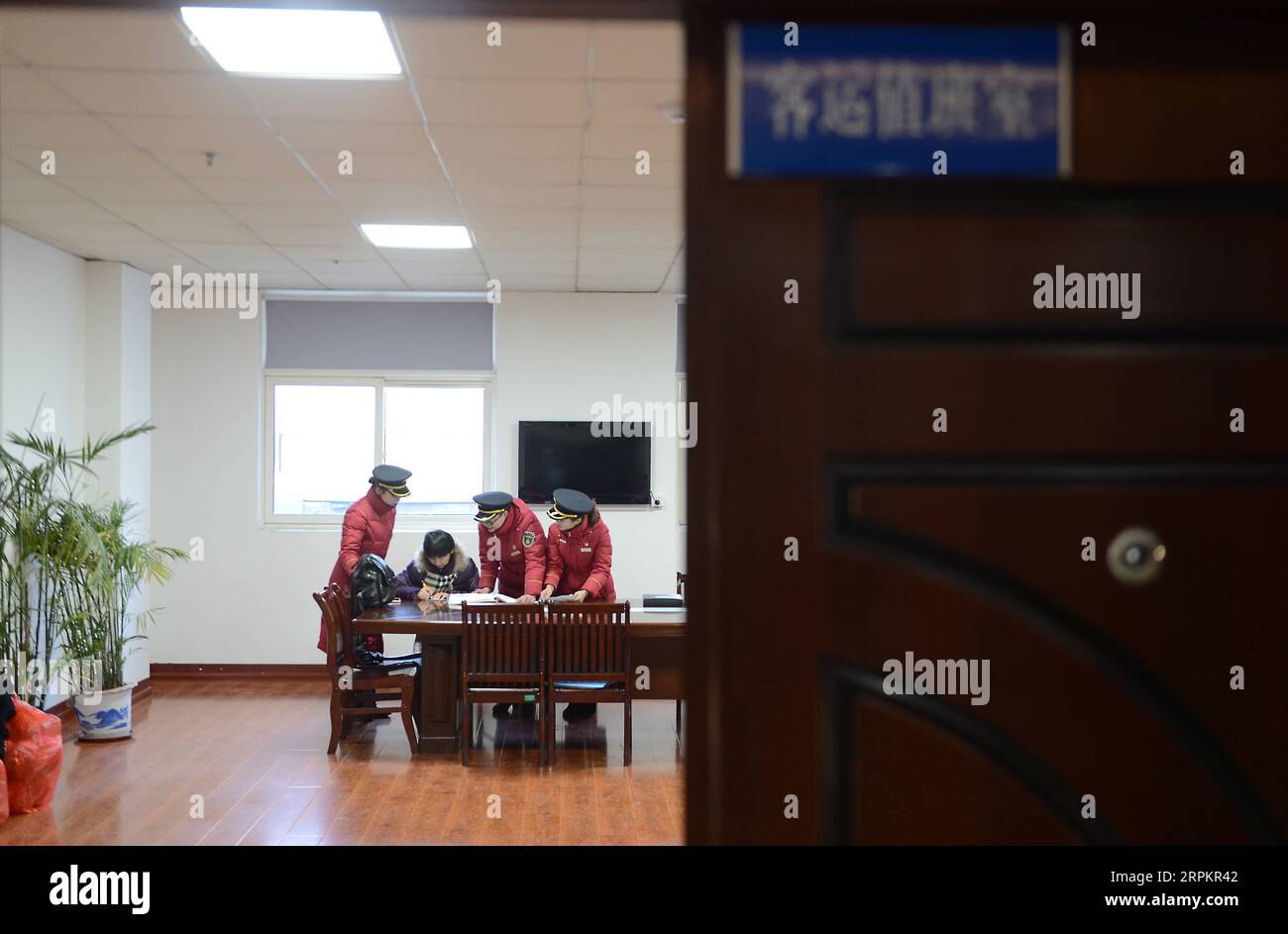 200116 -- BENGBU, 16. Januar 2020 -- Liu Fengmin 2nd R und ihre ...