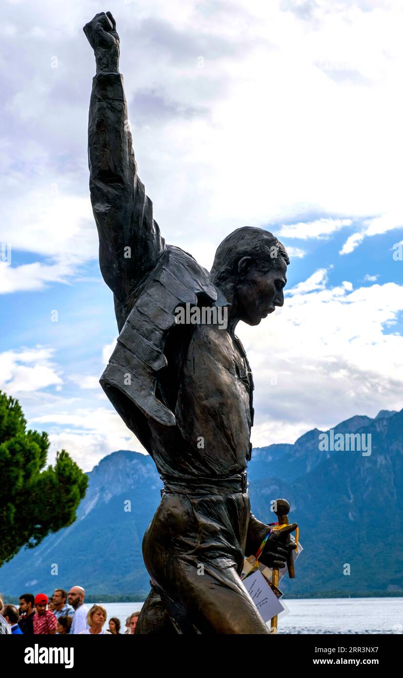 Freddie mercury state lake geneva -Fotos und -Bildmaterial in hoher ...