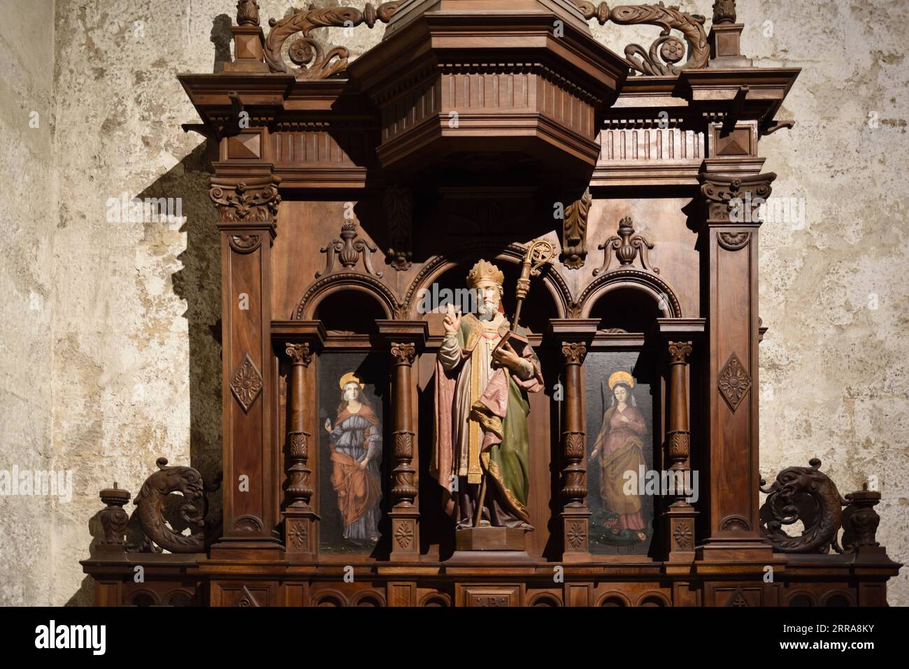 Kapelle sainte madeleine -Fotos und -Bildmaterial in hoher Auflösung – Alamy