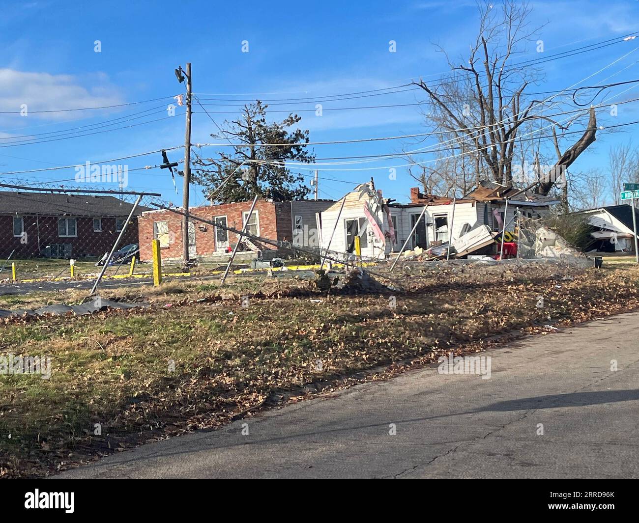 211211 -- MAYFIELD U.S., 11. Dezember 2021 -- Foto vom 11. Dezember ...