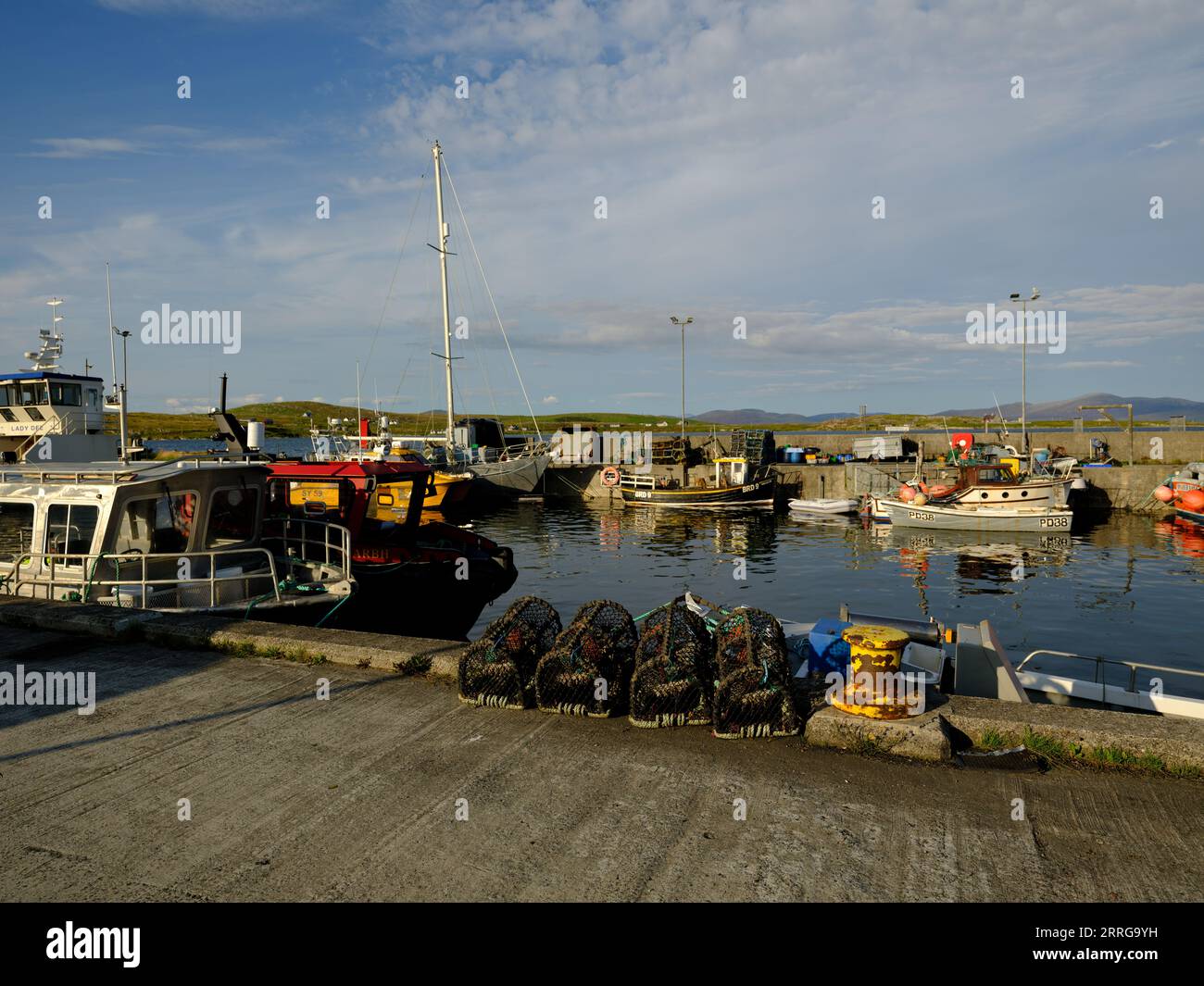 Berneray hafen -Fotos und -Bildmaterial in hoher Auflösung – Alamy