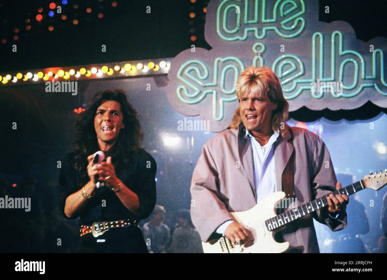 Die Spielbude, ARD Spielshow, Deutschland, 1987, Auftritt des Pop-Duos Modern Talking, Thomas ...