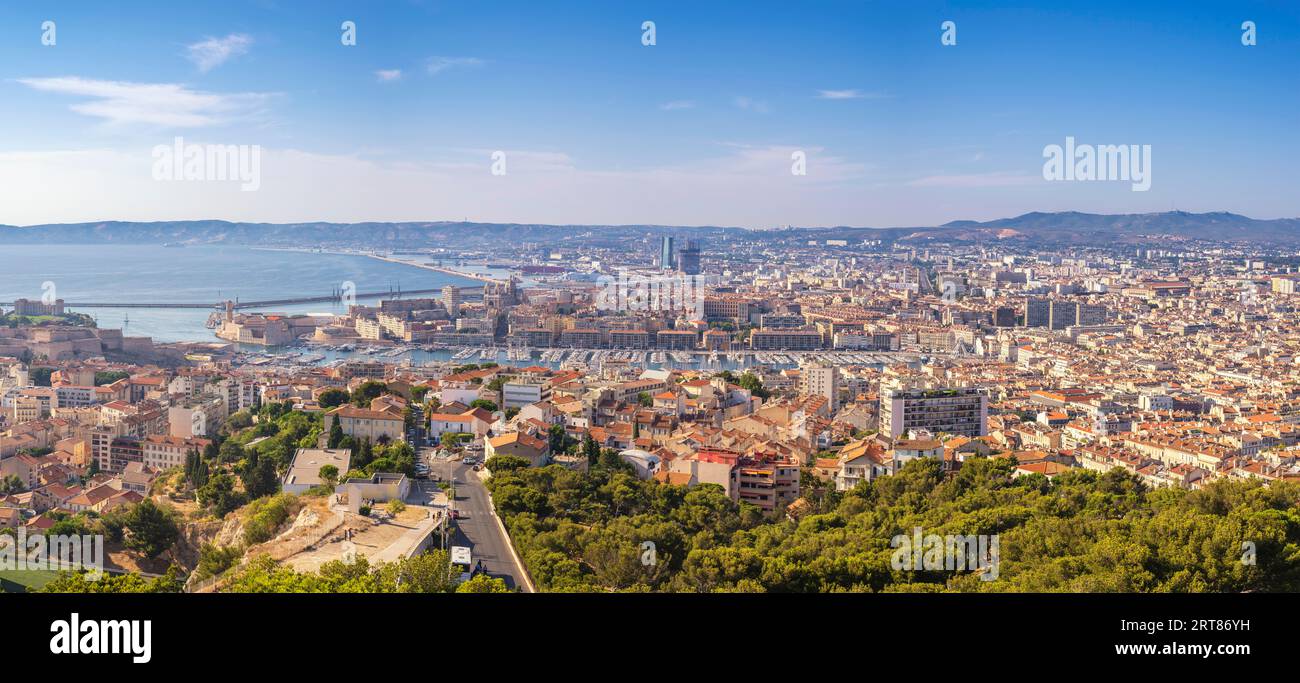 Panorama marseille -Fotos und -Bildmaterial in hoher Auflösung – Alamy