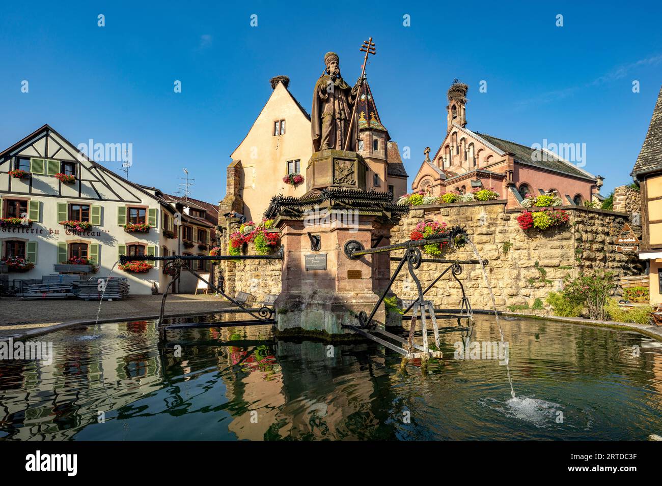 Fontaine de saint leon -Fotos und -Bildmaterial in hoher Auflösung – Alamy