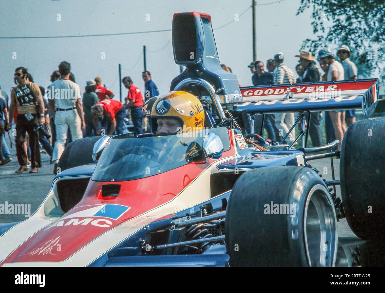 Mark Donohue in einem Penske Racing Lola T330-AMC bei der Watkins Glen ...