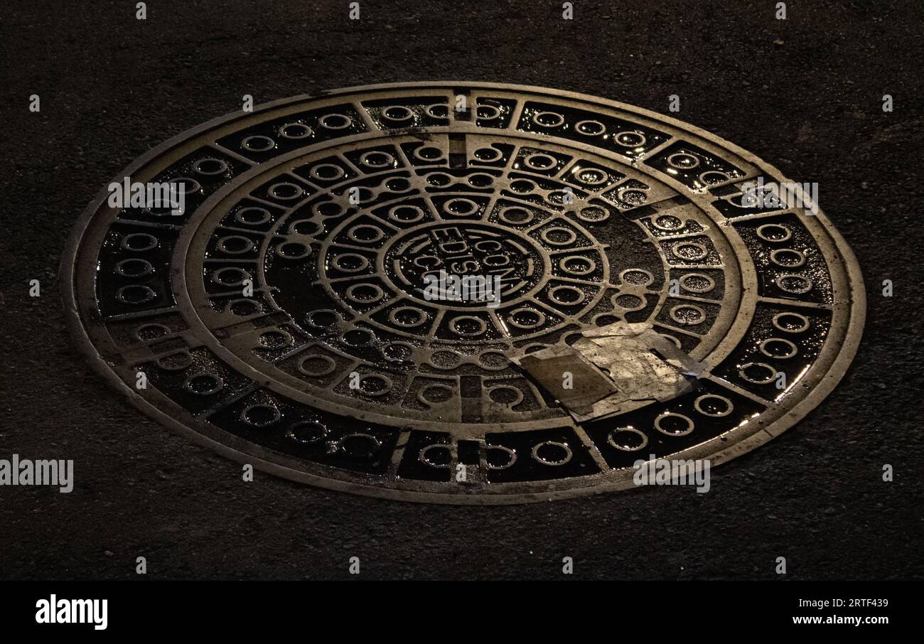 New york kanaldeckel -Fotos und -Bildmaterial in hoher Auflösung – Alamy