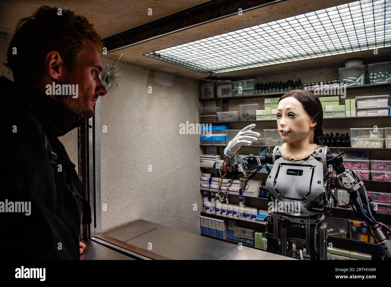 Leiden, Niederlande. September 2023. Amy, ein menschlich aussehender ...