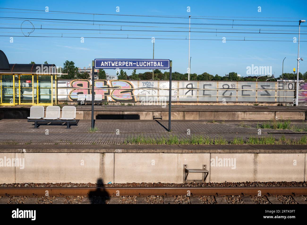 Eisenbahnlinie antwerpen -Fotos und -Bildmaterial in hoher Auflösung – Alamy