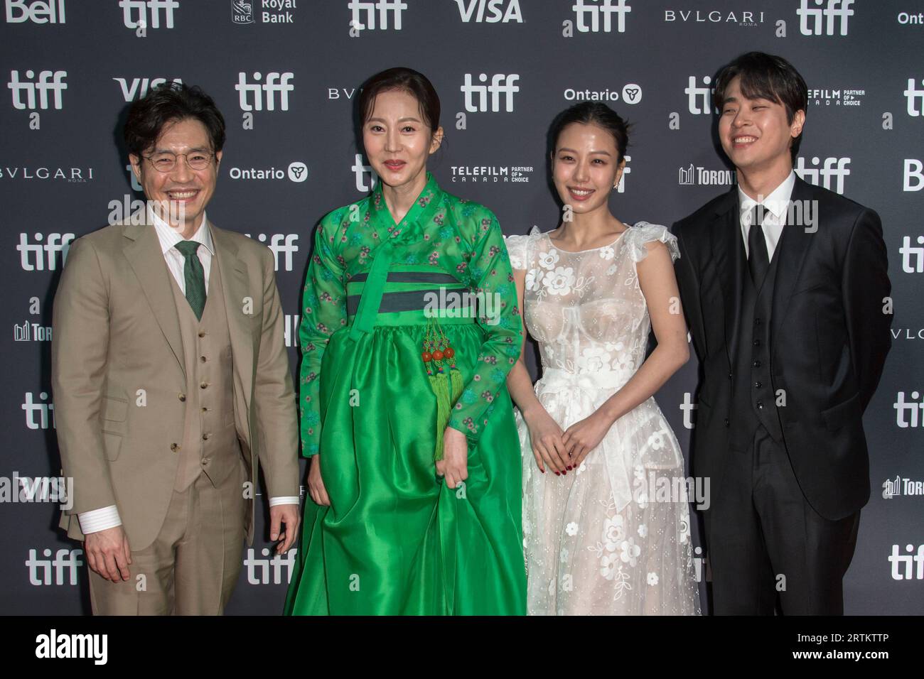 Smugglers movie seung -Fotos und -Bildmaterial in hoher Auflösung – Alamy