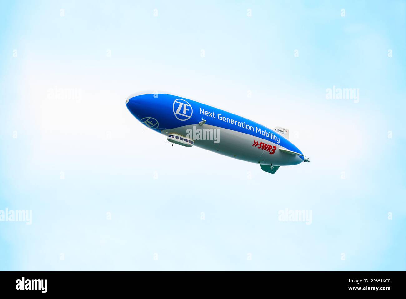 Friedrichshafen zeppelin nt -Fotos und -Bildmaterial in hoher Auflösung ...