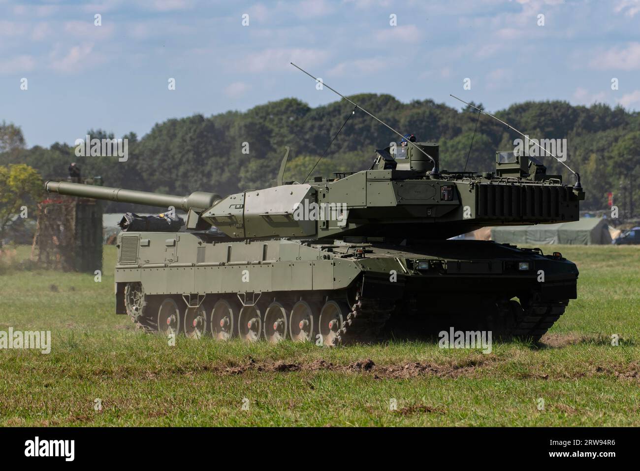 Leopard 2a7v kampfpanzer -Fotos und -Bildmaterial in hoher Auflösung – Alamy