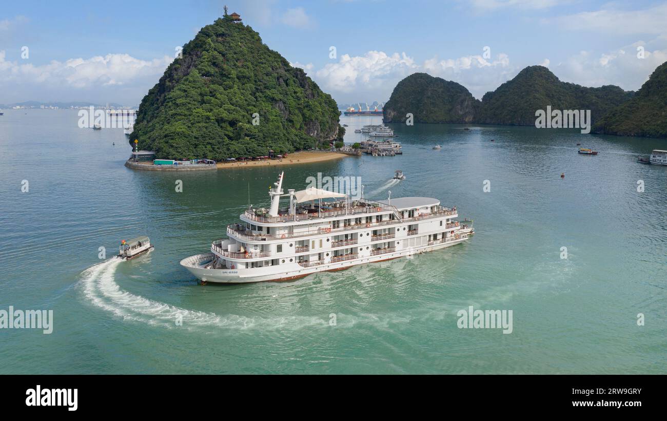 Halong bucht beste insel -Fotos und -Bildmaterial in hoher Auflösung ...