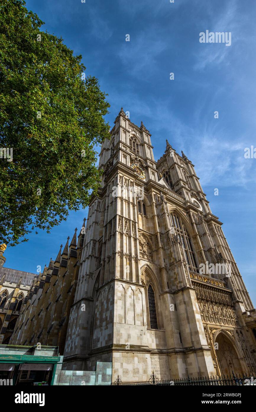 Abbey churches -Fotos und -Bildmaterial in hoher Auflösung – Alamy