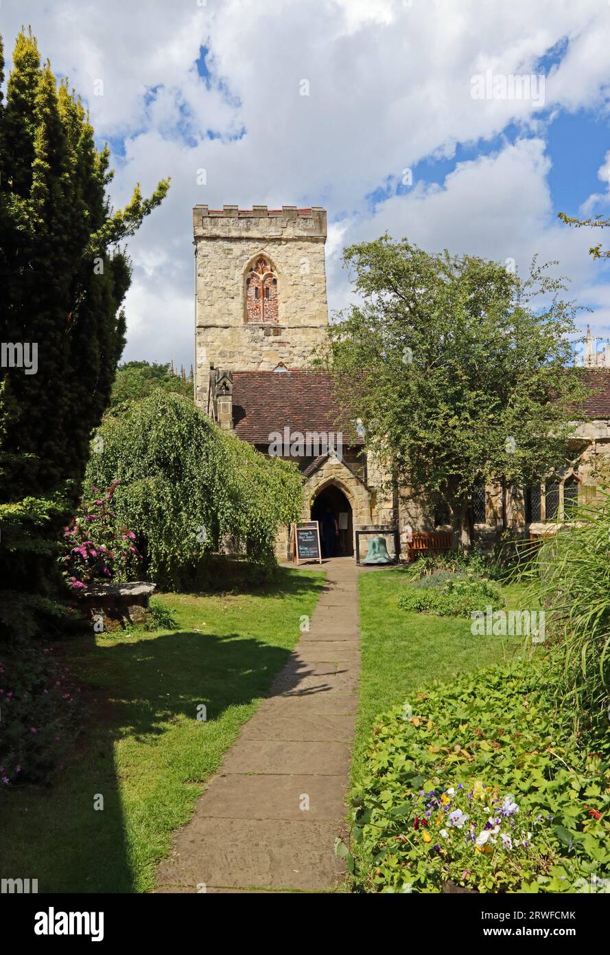 Heilige dreieinigkeit goodramgate -Fotos und -Bildmaterial in hoher ...