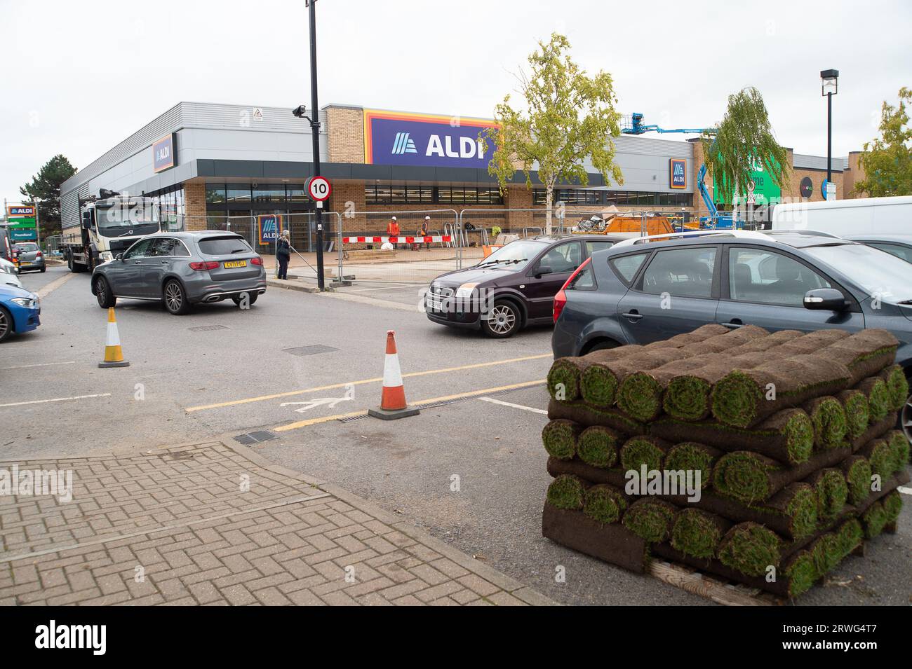 Einen neuen aldi bauen -Fotos und -Bildmaterial in hoher Auflösung – Alamy