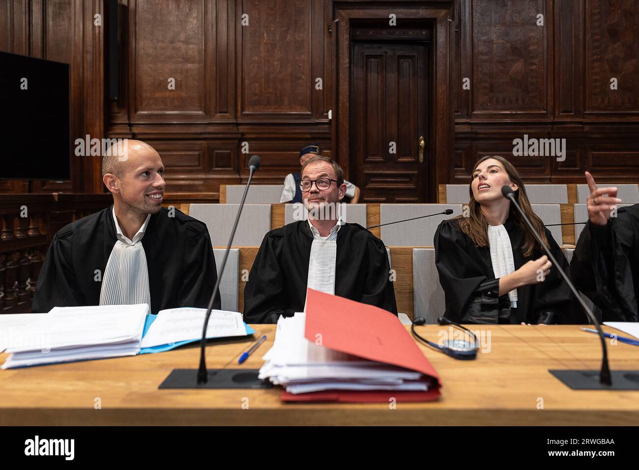 Rechtsanwalt Cedric Monheim, Rechtsanwalt Koen de Backer und ...