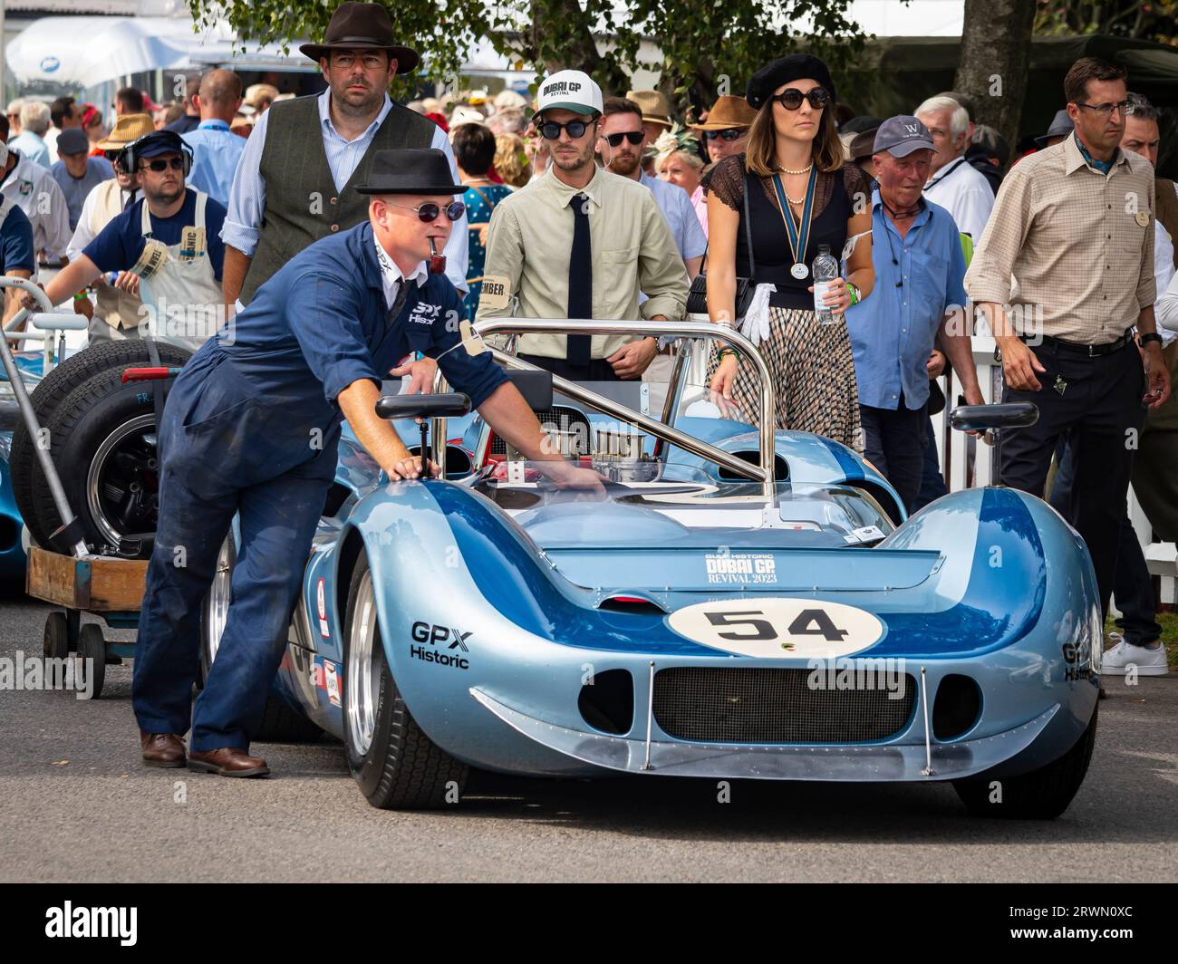 Ein McLaren Chevrolet M1B aus dem Jahr 1965 nahm an der Whitsun Trophy ...