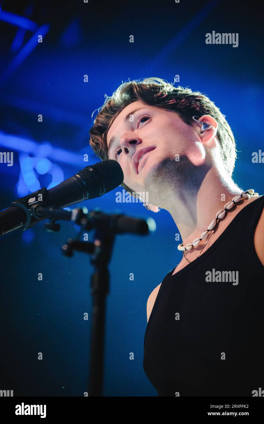 Henry moodie foto -Fotos und -Bildmaterial in hoher Auflösung – Alamy