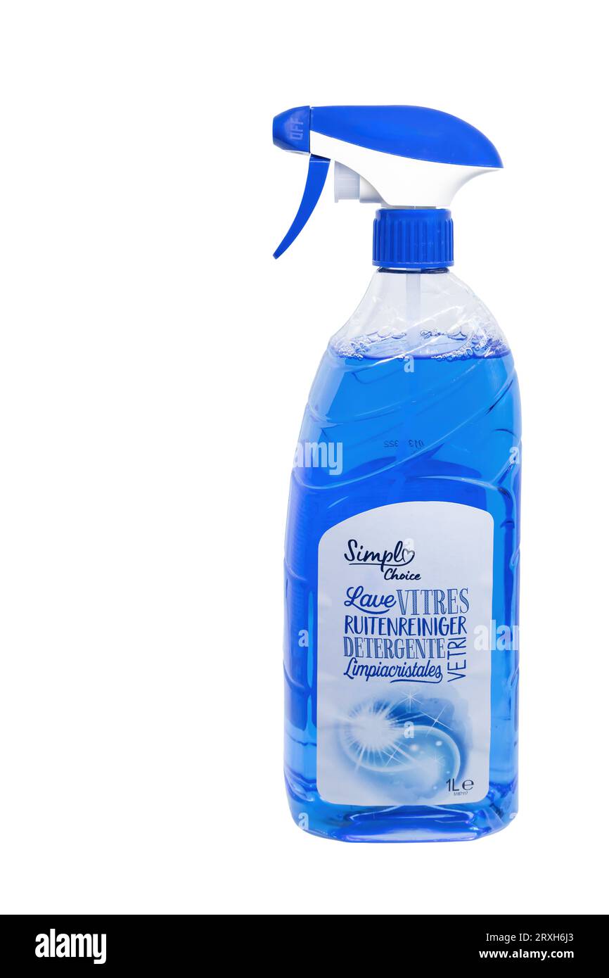 Huelva, Spanien - 25. September 2023: Simply Choice Window Cleaner Gun ...