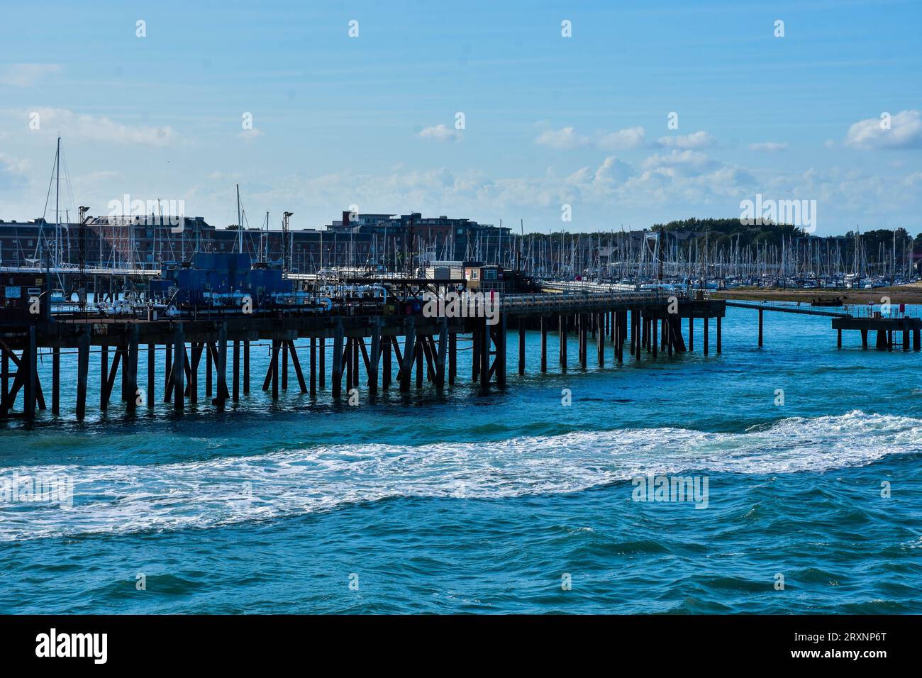 Southampton city skyline -Fotos und -Bildmaterial in hoher Auflösung ...