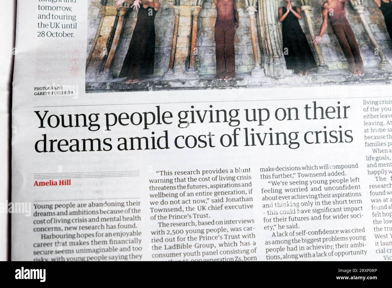 „Junge Menschen, die ihre Träume aufgeben, in der Krise der ...