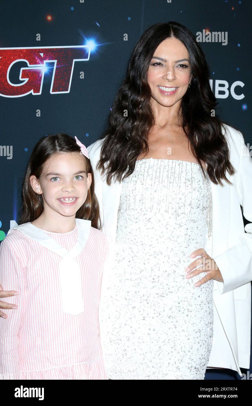 LOS ANGELES - SEP 26: Coco Seymour-Mallon, Terri Seymour bei der America's Got Talent Staffel 18 ...