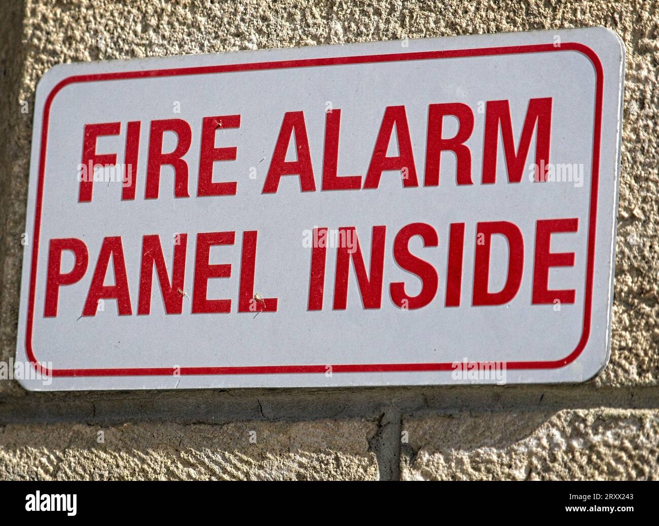 Rectangle road signs -Fotos und -Bildmaterial in hoher Auflösung – Alamy