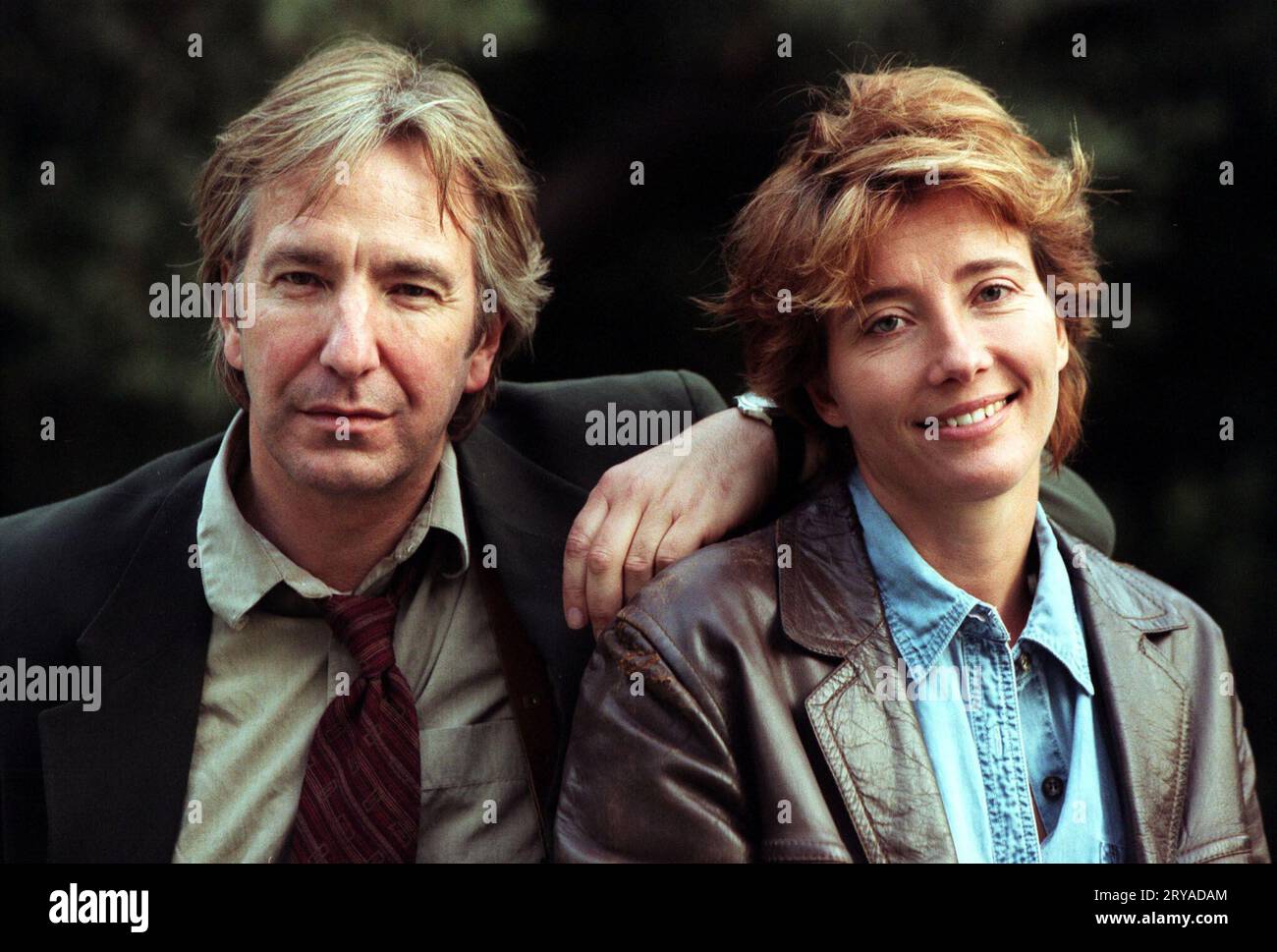 EMMA THOMPSON und ALAN RICKMAN in JUDAS KISS (1998) unter der Regie von ...